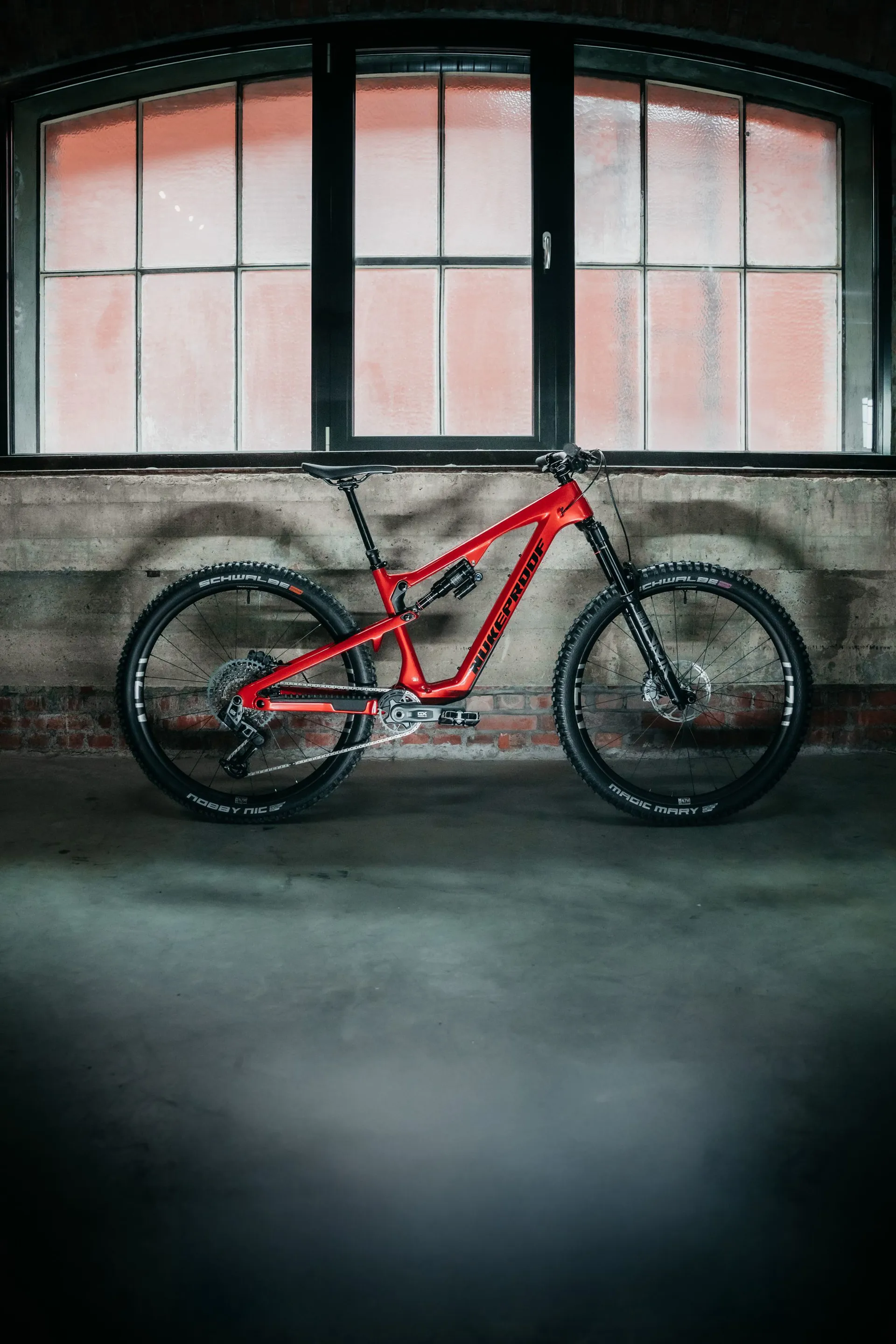 Nukeproof Reactor 290 Carbon Pro Full Suspension Trail MTB Red